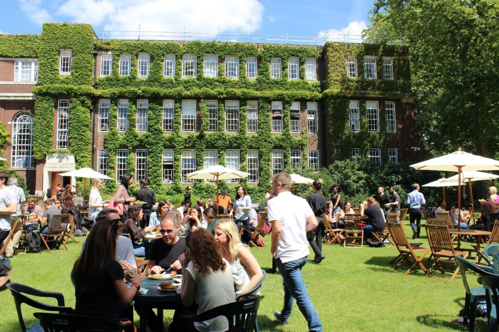 Affordable Summer Party Venues in London (2026 Guide) - Function Fixers